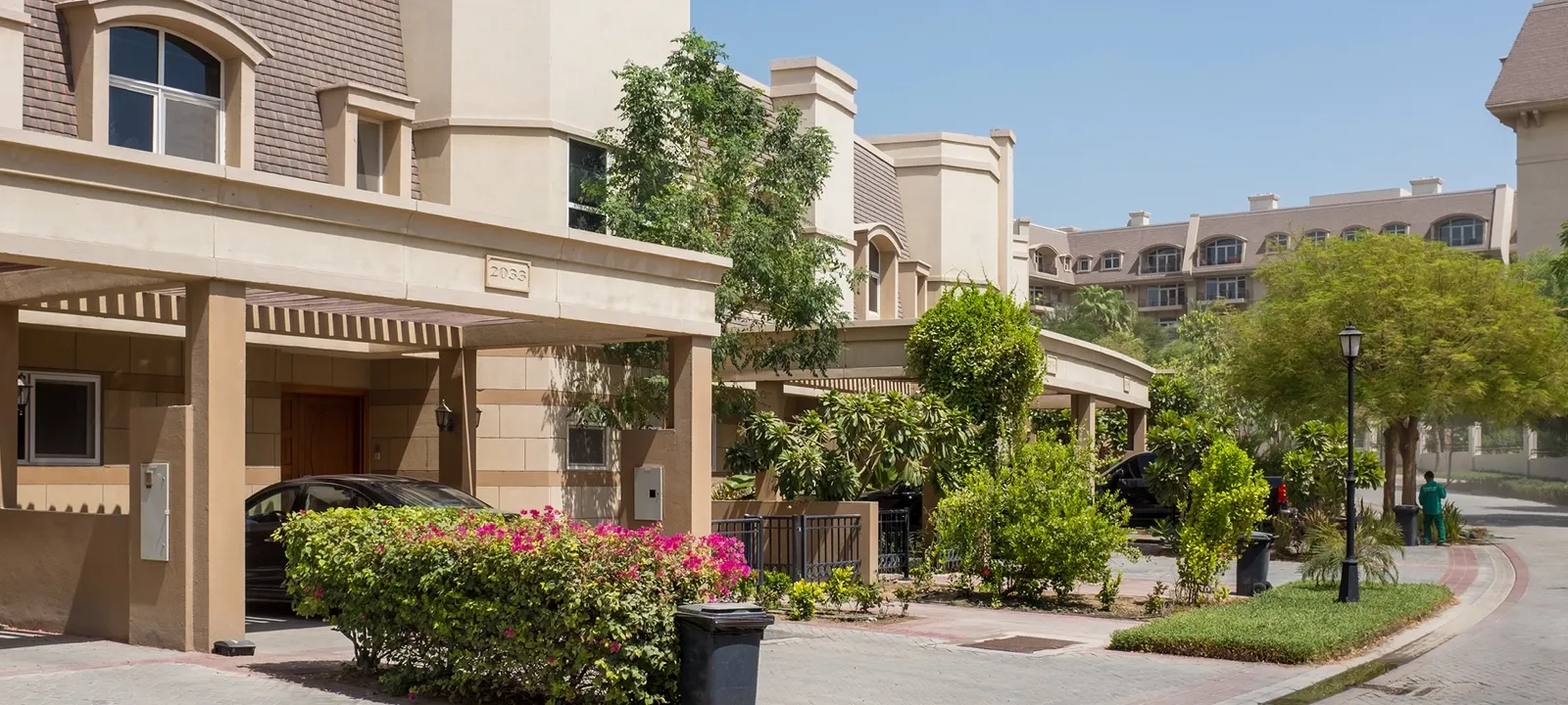 Mirdif Area Guide | Family-Friendly Villas & Lifestyle