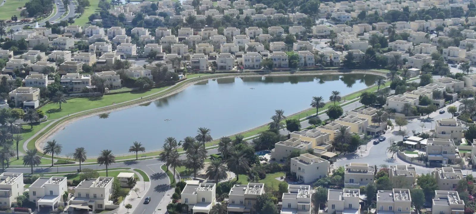 The Meadows Area Guide Dubai | Family Villas By Emaar